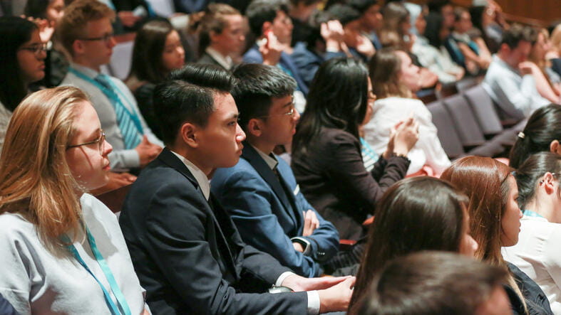 Outstanding Experiences | Dalian American International School